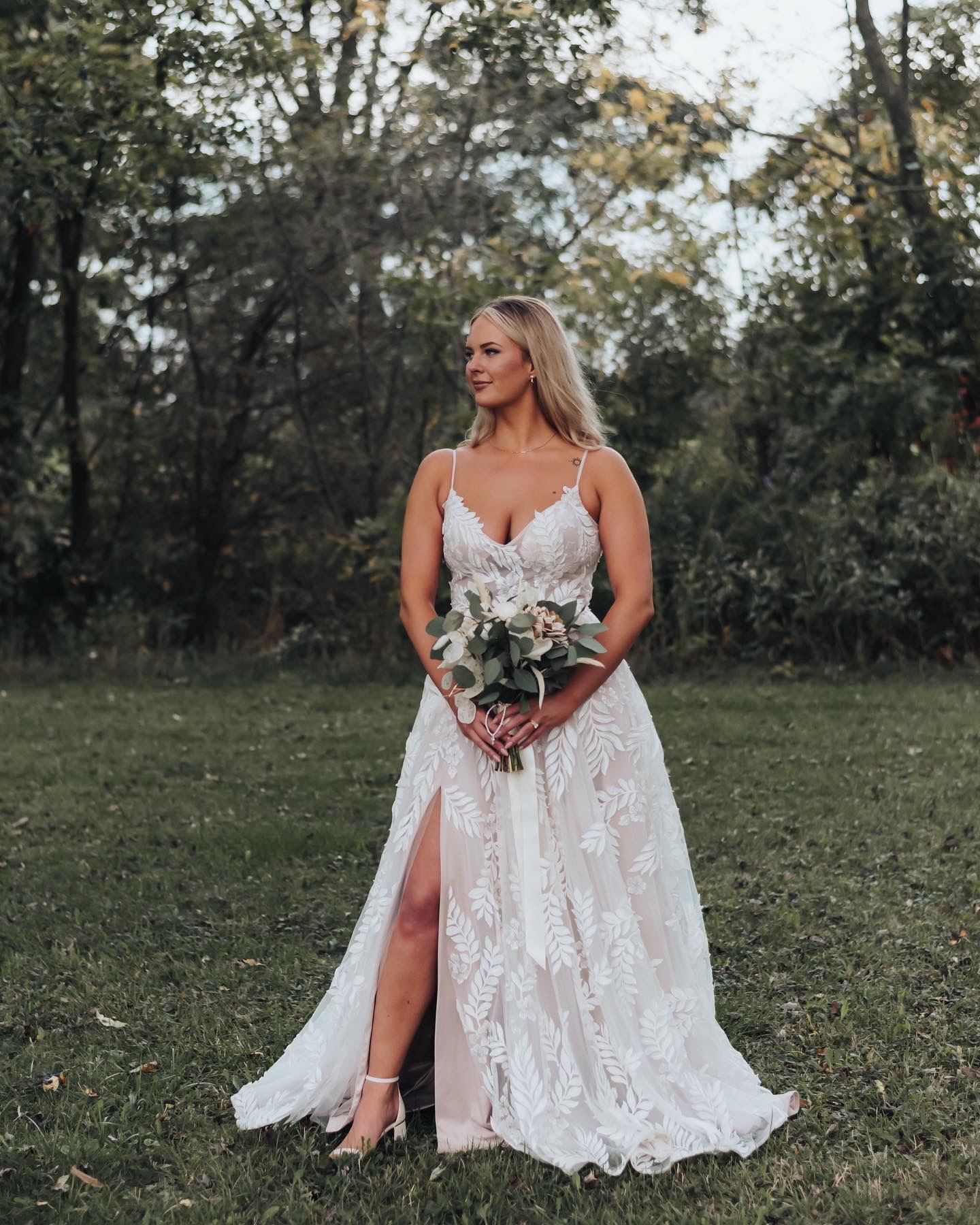 Evie Brides - Evie Young Bridal